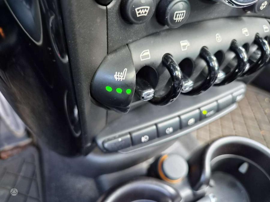 MINI Countryman 2012 Viļņa, ar dzinēja tilpumu 2.00 L un nobraukumu 200 tūkst. km par 8650 €, foto 28 vietnē AUTOMOTO.COM.LV