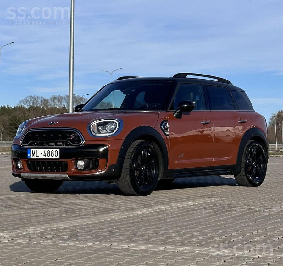 MINI Countryman 2018 in Riga, with an engine capacity of 2.00 L and mileage of 70 thousand km for 27900 €, photo 2 on AUTOMOTO.COM.LV