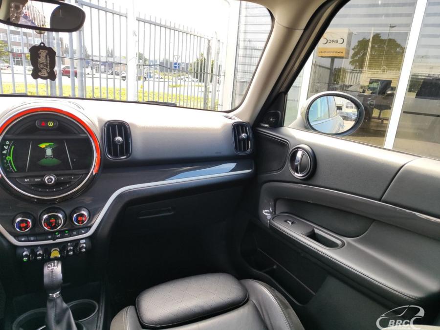 MINI Countryman 2018 in Klaipeda, with an engine capacity of 1.50 L and mileage of 71 thousand km for 20900 €, photo 6 on AUTOMOTO.COM.LV