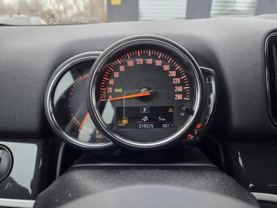 MINI Countryman 2020 in Jelgava, with an engine capacity of 1.50 L and mileage of 220 thousand km for 14700 €, photo 13 on AUTOMOTO.COM.LV