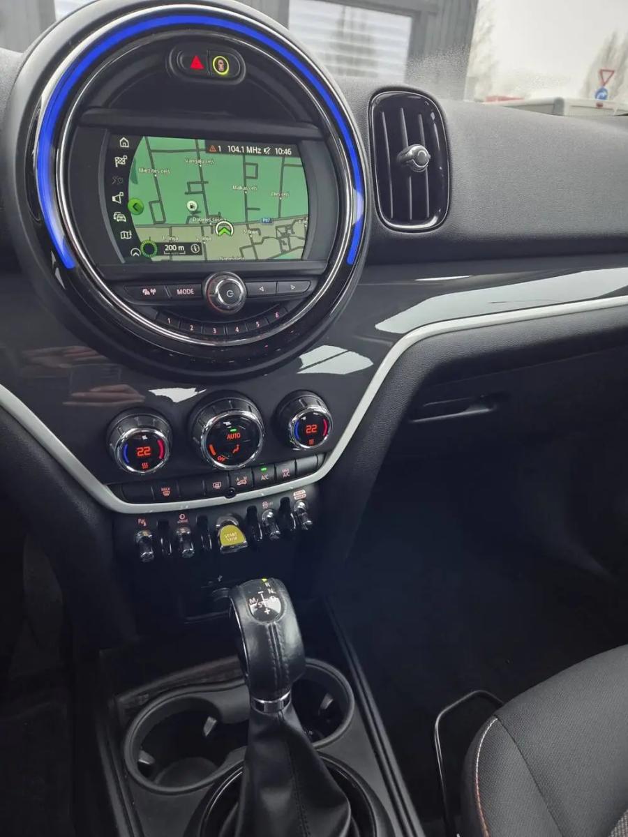 MINI Countryman 2020 in Jelgava, with an engine capacity of 1.50 L and mileage of 220 thousand km for 14700 €, photo 14 on AUTOMOTO.COM.LV