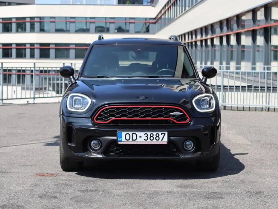MINI Countryman 2020 in Riga, with an engine capacity of 1.50 L and mileage of 50 thousand km for 18580 €, photo 3 on AUTOMOTO.COM.LV