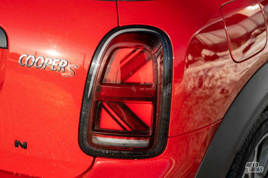 MINI Countryman 2021 in Vilnius, with an engine capacity of 2.00 L and mileage of 58 thousand km for 24900 €, photo 31 on AUTOMOTO.COM.LV