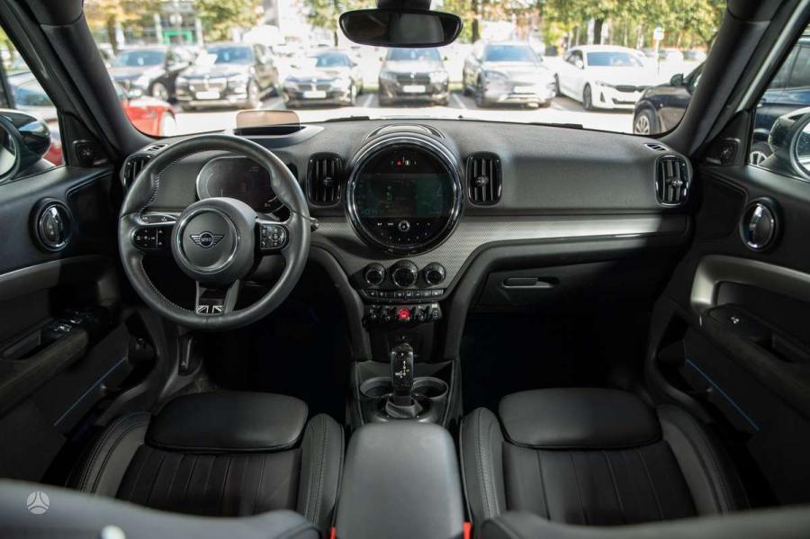 MINI Countryman 2024 in Kaunas, with an engine capacity of 2.00 L and mileage of 27 thousand km for 31771 €, photo 14 on AUTOMOTO.COM.LV