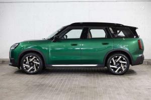 MINI Countryman 2026 in Vilnius, with an engine capacity of 2.00 L and mileage of 10 thousand km for 42991 €, photo 6 on AUTOMOTO.COM.LV