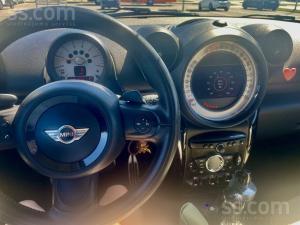 Green MINI Countryman 2013 in Riga, with an engine capacity of 2.00 L and mileage of 225 thousand km for 8500 €, photo 7 on AUTOMOTO.COM.LV