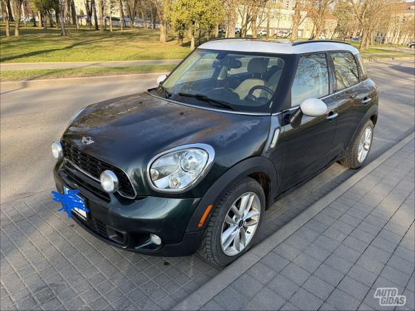 Green MINI Countryman 2014 in Panevezys, with an engine capacity of 1.60 L and mileage of 103 thousand km for 6000 €, photo 1 on AUTOMOTO.COM.LV