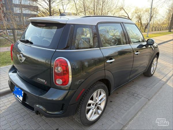 Green MINI Countryman 2014 in Panevezys, with an engine capacity of 1.60 L and mileage of 103 thousand km for 6000 €, photo 3 on AUTOMOTO.COM.LV