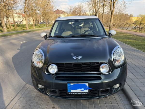 Green MINI Countryman 2014 in Panevezys, with an engine capacity of 1.60 L and mileage of 103 thousand km for 6000 €, photo 5 on AUTOMOTO.COM.LV