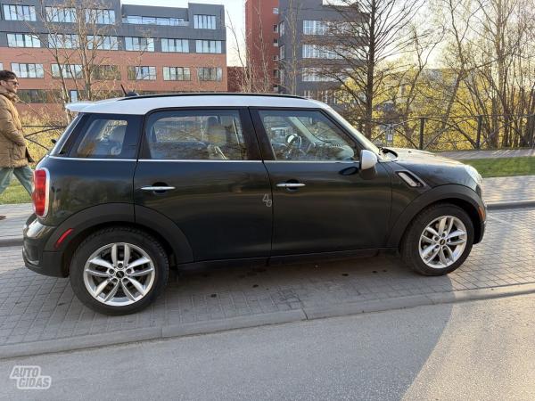 Green MINI Countryman 2014 in Panevezys, with an engine capacity of 1.60 L and mileage of 103 thousand km for 6000 €, photo 8 on AUTOMOTO.COM.LV