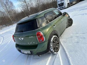 Zaļš MINI Countryman 2016 Šauļi, ar dzinēja tilpumu 2.00 L un nobraukumu 73 tūkst. km par 8990 €, foto 3 vietnē AUTOMOTO.COM.LV