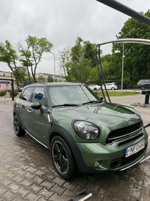 Zaļš MINI Countryman 2016 Viļņa, ar dzinēja tilpumu 1.60 L un nobraukumu 178 tūkst. km par 9200 €, foto 6 vietnē AUTOMOTO.COM.LV