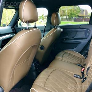 Green MINI Countryman 2018 in Riga, with an engine capacity of 2.00 L and mileage of 160 thousand km for 15800 €, photo 17 on AUTOMOTO.COM.LV