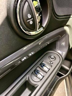 Zaļš MINI Countryman 2018 Rīga, ar dzinēja tilpumu 2.00 L un nobraukumu 160 tūkst. km par 15800 €, foto 21 vietnē AUTOMOTO.COM.LV