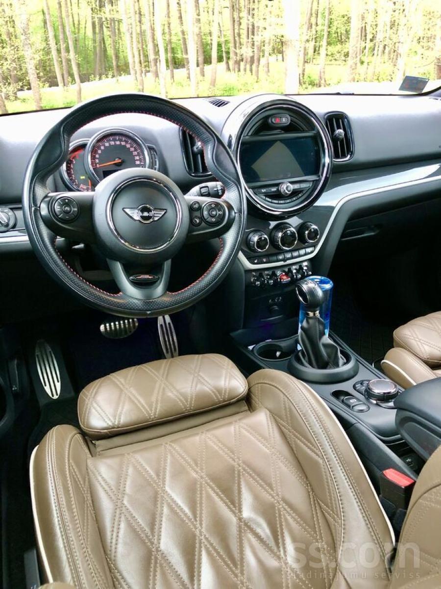 Green MINI Countryman 2018 in Riga, with an engine capacity of 2.00 L and mileage of 160 thousand km for 15800 €, photo 24 on AUTOMOTO.COM.LV