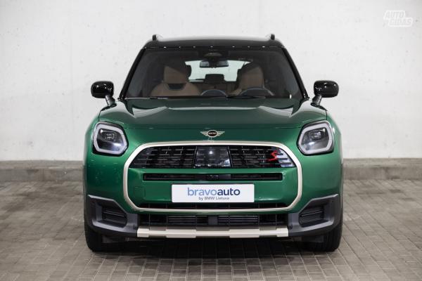 Zaļš MINI Countryman 2026 Viļņa, ar dzinēja tilpumu 2.00 L un nobraukumu 10 tūkst. km par 42991 €, foto 3 vietnē AUTOMOTO.COM.LV