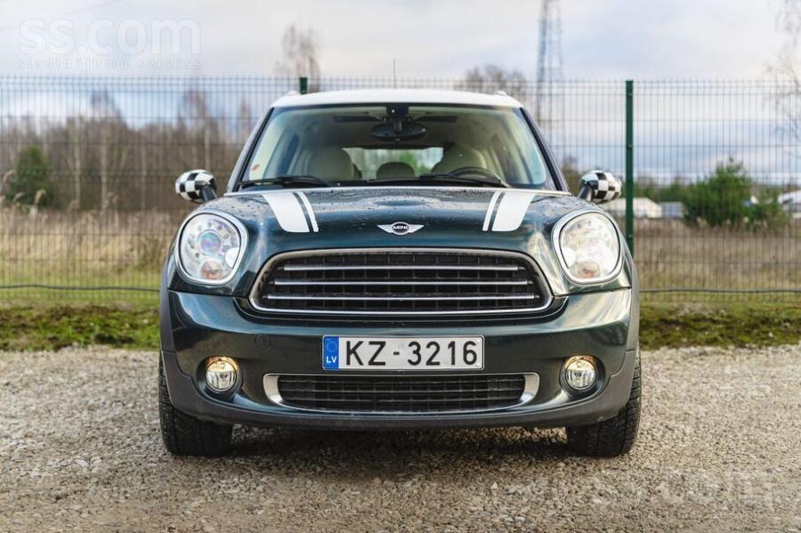 Green MINI Countryman 2010 in Riga, with an engine capacity of 1.60 L and mileage of 192 thousand km for 6490 €, photo 2 on AUTOMOTO.COM.LV