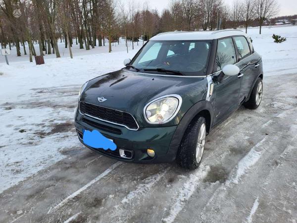 Green MINI Countryman 2011 in Kalvarija, with an engine capacity of 0.00 L and mileage of 226 thousand km for 5100 €, photo 5 on AUTOMOTO.COM.LV