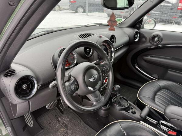 Green MINI Countryman 2015 in Marijampole, with an engine capacity of 2.00 L and mileage of 181 thousand km for 8300 €, photo 10 on AUTOMOTO.COM.LV