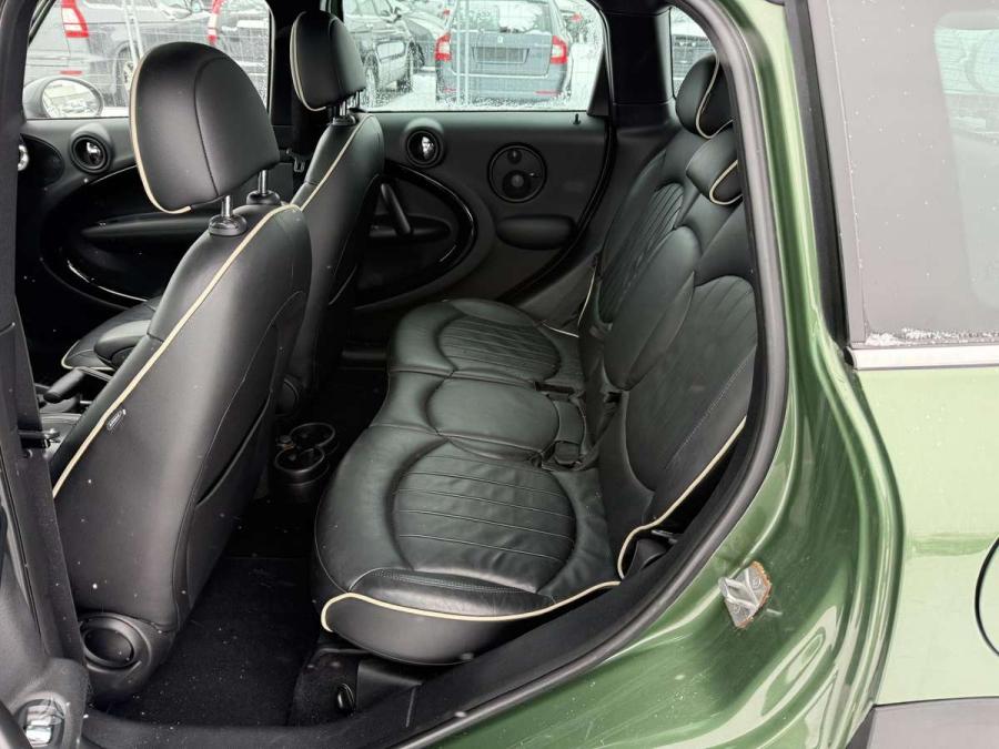 Zaļš MINI Countryman 2015 Marijampole, ar dzinēja tilpumu 2.00 L un nobraukumu 181 tūkst. km par 8300 €, foto 15 vietnē AUTOMOTO.COM.LV