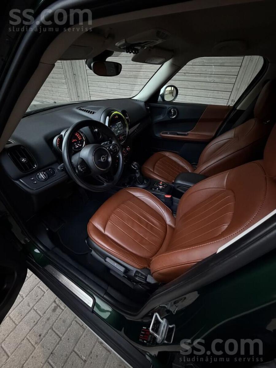 Green MINI Countryman 2018 in Jelgava, with an engine capacity of 1.50 L and mileage of 175 thousand km for 15500 €, photo 13 on AUTOMOTO.COM.LV