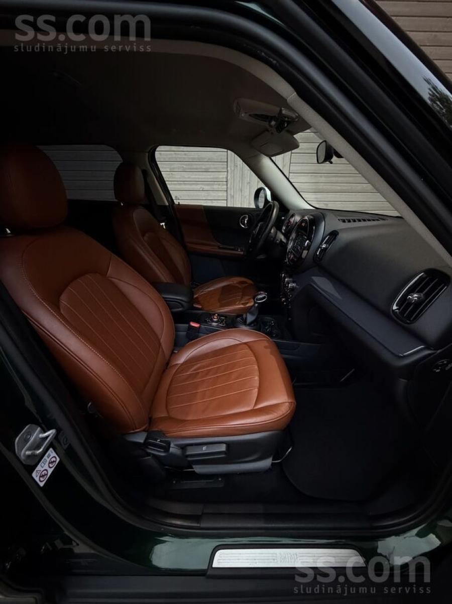 Green MINI Countryman 2018 in Jelgava, with an engine capacity of 1.50 L and mileage of 175 thousand km for 15500 €, photo 16 on AUTOMOTO.COM.LV