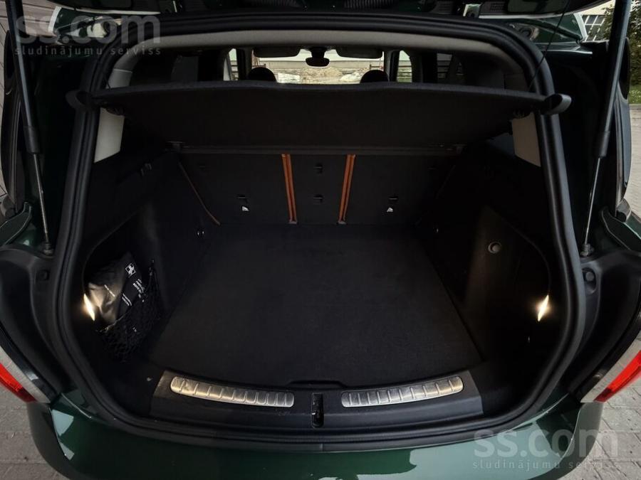 Green MINI Countryman 2018 in Jelgava, with an engine capacity of 1.50 L and mileage of 175 thousand km for 15500 €, photo 19 on AUTOMOTO.COM.LV