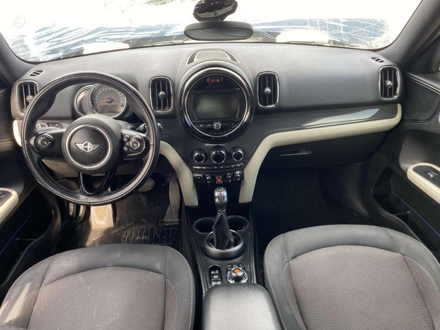 Zaļš MINI Countryman 2018 Tauragė, ar dzinēja tilpumu 1.50 L un nobraukumu 108 tūkst. km par 3900 €, foto 11 vietnē AUTOMOTO.COM.LV