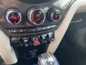 Zaļš MINI Countryman 2018 Tauragė, ar dzinēja tilpumu 1.50 L un nobraukumu 108 tūkst. km par 3900 €, foto 14 vietnē AUTOMOTO.COM.LV