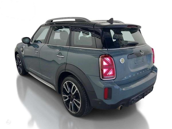 Green MINI Countryman 2020 in Riga, with an engine capacity of 1.49 L and mileage of 210 thousand km for 17700 €, photo 2 on AUTOMOTO.COM.LV
