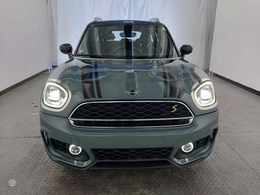 Green MINI Countryman 2020 in Riga, with an engine capacity of 1.49 L and mileage of 210 thousand km for 17700 €, photo 4 on AUTOMOTO.COM.LV
