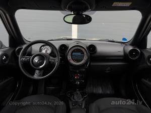 Zaļš MINI Countryman 2014 Tallina, ar dzinēja tilpumu 2.00 L un nobraukumu 208 tūkst. km par 7990 €, foto 9 vietnē AUTOMOTO.COM.LV