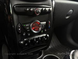 Zaļš MINI Countryman 2014 Tallina, ar dzinēja tilpumu 2.00 L un nobraukumu 208 tūkst. km par 7990 €, foto 13 vietnē AUTOMOTO.COM.LV
