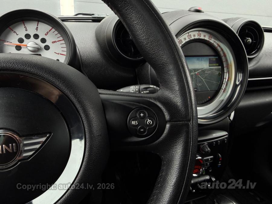 Zaļš MINI Countryman 2014 Tallina, ar dzinēja tilpumu 2.00 L un nobraukumu 208 tūkst. km par 7990 €, foto 17 vietnē AUTOMOTO.COM.LV