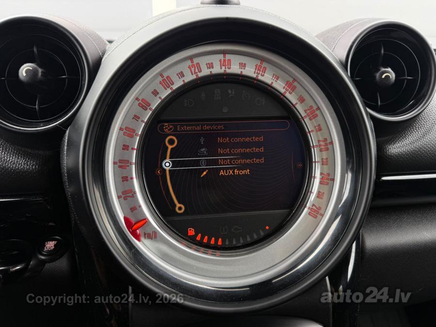Zaļš MINI Countryman 2014 Tallina, ar dzinēja tilpumu 2.00 L un nobraukumu 208 tūkst. km par 7990 €, foto 22 vietnē AUTOMOTO.COM.LV