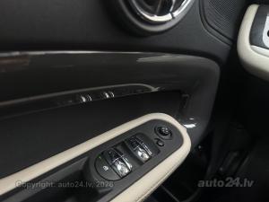 Green MINI Countryman 2018 in Tallinn, with an engine capacity of 1.50 L and mileage of 122 thousand km for 12990 €, photo 17 on AUTOMOTO.COM.LV