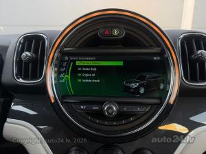 Green MINI Countryman 2018 in Tallinn, with an engine capacity of 1.50 L and mileage of 122 thousand km for 12990 €, photo 19 on AUTOMOTO.COM.LV