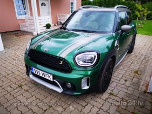 Green MINI Countryman 2020 in Tallinn, with an engine capacity of 1.50 L and mileage of 147 thousand km for 23000 €, photo 3 on AUTOMOTO.COM.LV