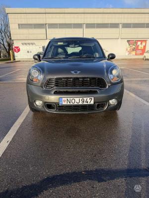 Grey MINI Countryman 2012 in Vilnius, with an engine capacity of 2.00 L and mileage of 164 thousand km for 5700 €, photo 3 on AUTOMOTO.COM.LV