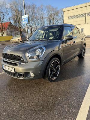 Grey MINI Countryman 2012 in Vilnius, with an engine capacity of 2.00 L and mileage of 164 thousand km for 5700 €, photo 4 on AUTOMOTO.COM.LV