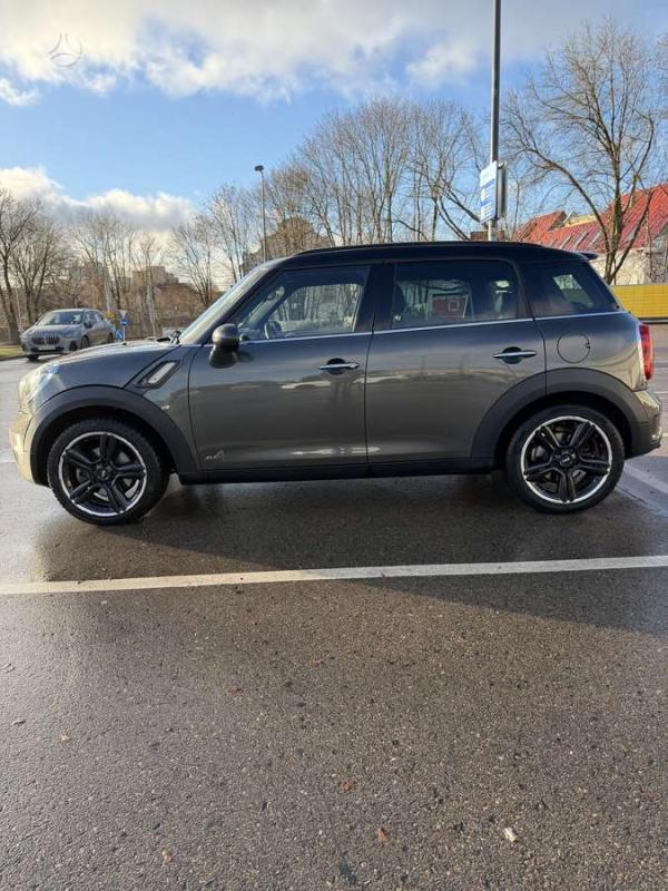 Grey MINI Countryman 2012 in Vilnius, with an engine capacity of 2.00 L and mileage of 164 thousand km for 5700 €, photo 6 on AUTOMOTO.COM.LV