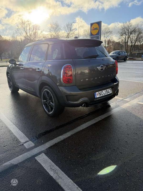 Grey MINI Countryman 2012 in Vilnius, with an engine capacity of 2.00 L and mileage of 164 thousand km for 5700 €, photo 7 on AUTOMOTO.COM.LV