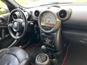 Pelēks MINI Countryman 2012 Viļņa, ar dzinēja tilpumu 1.60 L un nobraukumu 216 tūkst. km par 5400 €, foto 17 vietnē AUTOMOTO.COM.LV