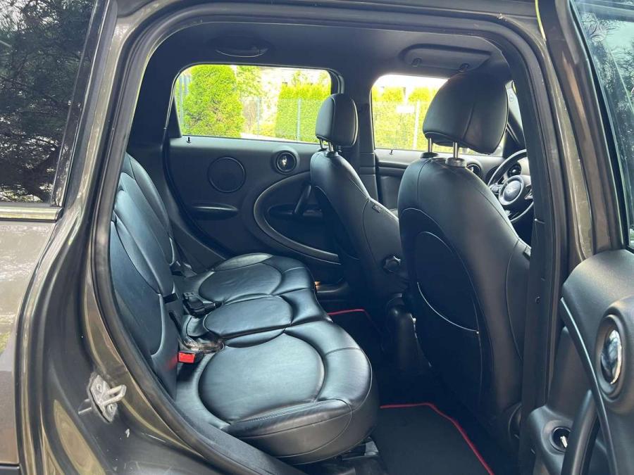 Pelēks MINI Countryman 2012 Viļņa, ar dzinēja tilpumu 1.60 L un nobraukumu 216 tūkst. km par 5400 €, foto 21 vietnē AUTOMOTO.COM.LV