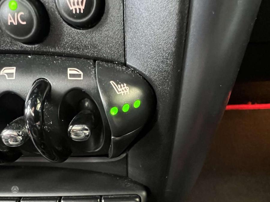 Pelēks MINI Countryman 2012 Viļņa, ar dzinēja tilpumu 1.60 L un nobraukumu 216 tūkst. km par 5400 €, foto 24 vietnē AUTOMOTO.COM.LV