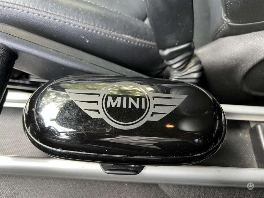 Pelēks MINI Countryman 2012 Viļņa, ar dzinēja tilpumu 1.60 L un nobraukumu 216 tūkst. km par 5400 €, foto 26 vietnē AUTOMOTO.COM.LV