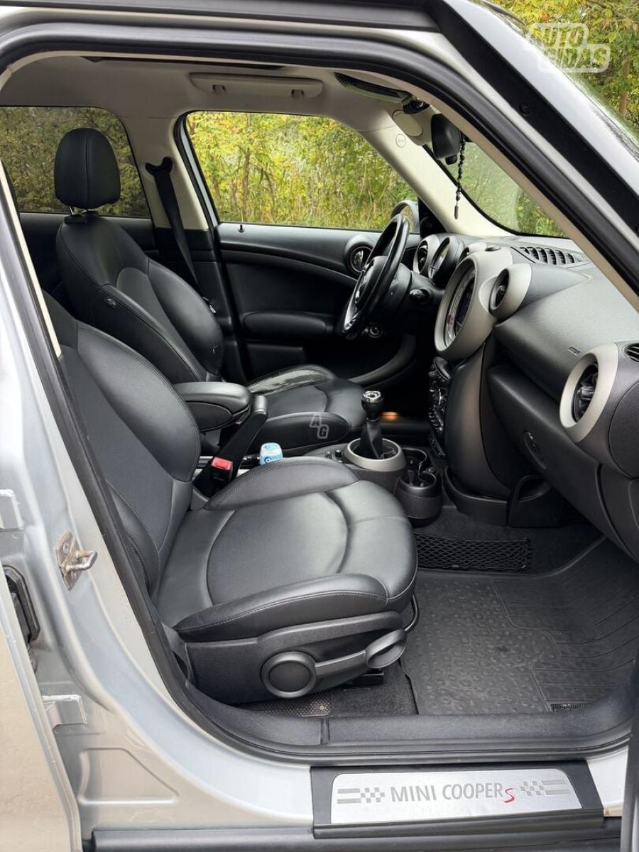 Pelēks MINI Countryman 2012 Viļņa, ar dzinēja tilpumu 1.60 L un nobraukumu 330 tūkst. km par 4999 €, foto 16 vietnē AUTOMOTO.COM.LV