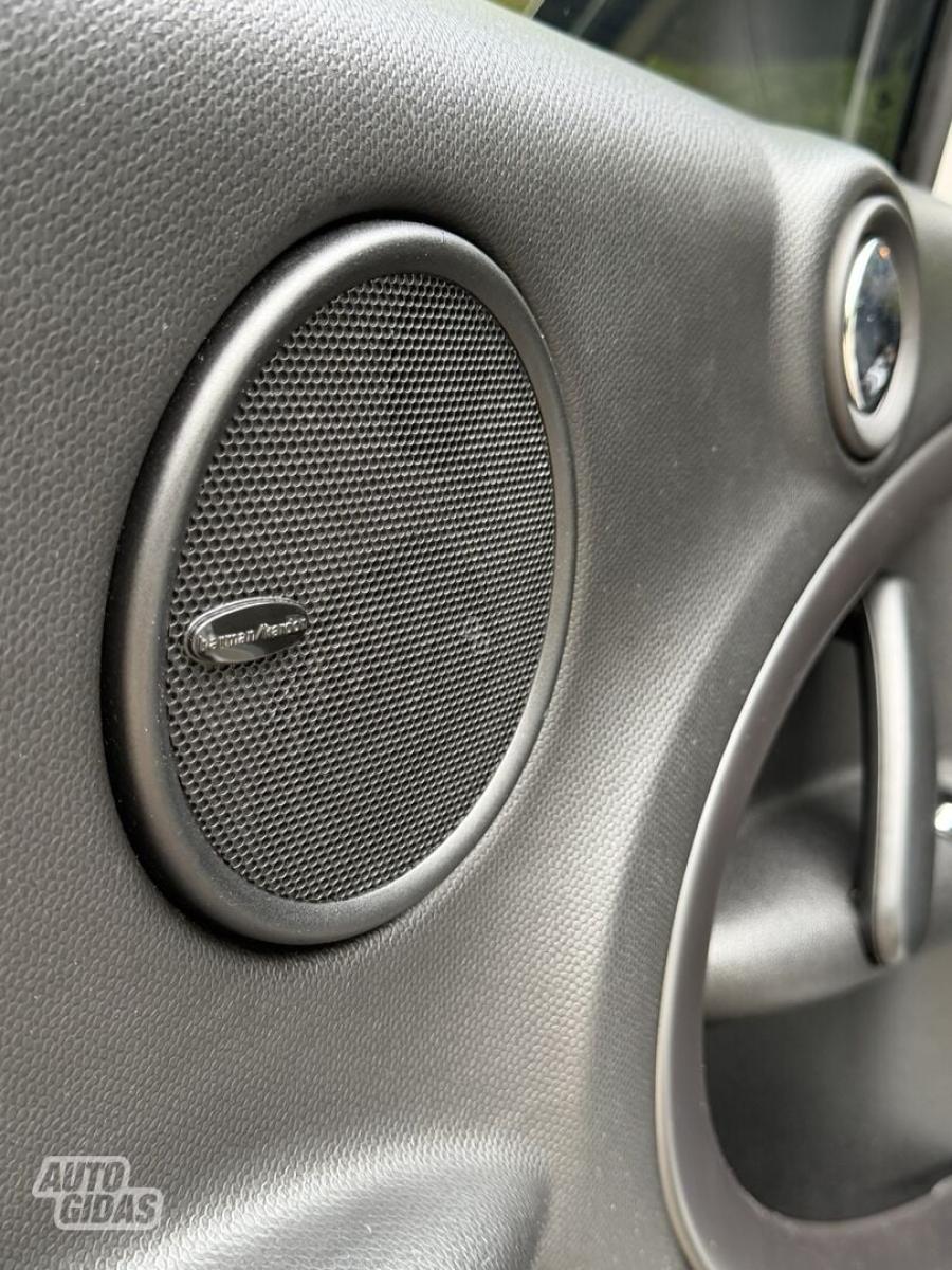 Pelēks MINI Countryman 2012 Viļņa, ar dzinēja tilpumu 1.60 L un nobraukumu 330 tūkst. km par 4999 €, foto 19 vietnē AUTOMOTO.COM.LV