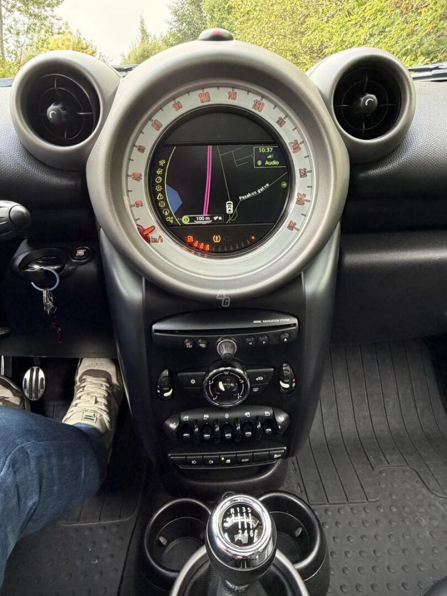Pelēks MINI Countryman 2012 Viļņa, ar dzinēja tilpumu 1.60 L un nobraukumu 330 tūkst. km par 4999 €, foto 23 vietnē AUTOMOTO.COM.LV
