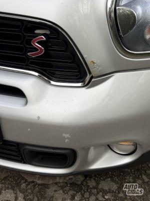 Pelēks MINI Countryman 2012 Viļņa, ar dzinēja tilpumu 1.60 L un nobraukumu 330 tūkst. km par 4999 €, foto 26 vietnē AUTOMOTO.COM.LV
